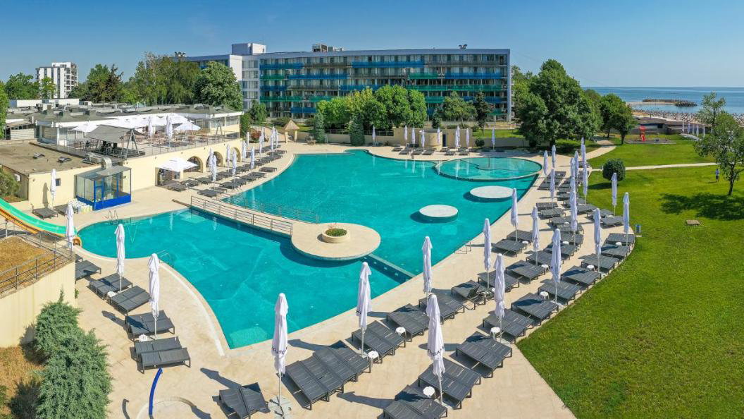 Oferte cazare Safir Blue Resort Saturn, Litoralul Romanesc, Romania ...