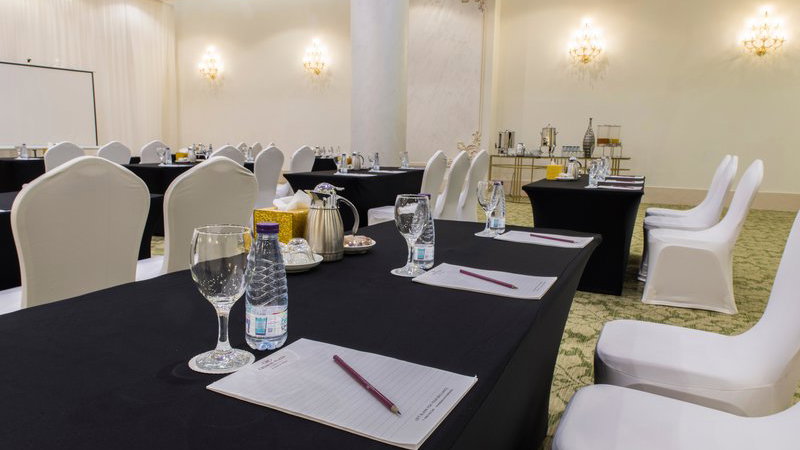 Oferte vacanta & sejur Crowne Plaza Riyadh Al Waha Riyadh, Riyadh ...
